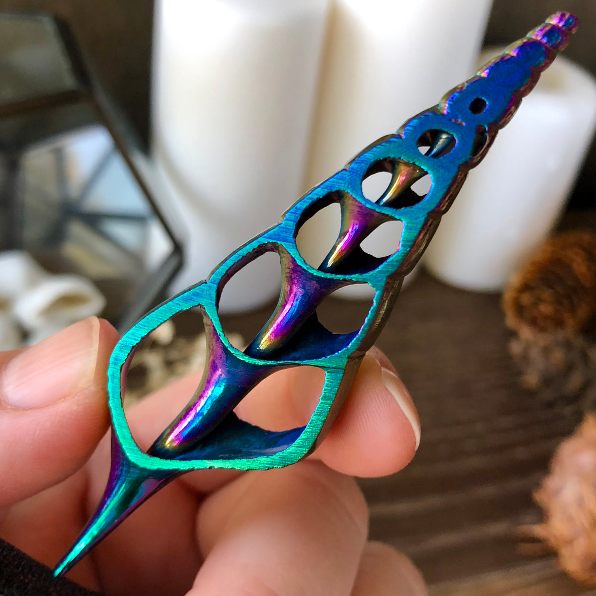 Rainbow Aura Tibia Curta Shell – junebugjaybird